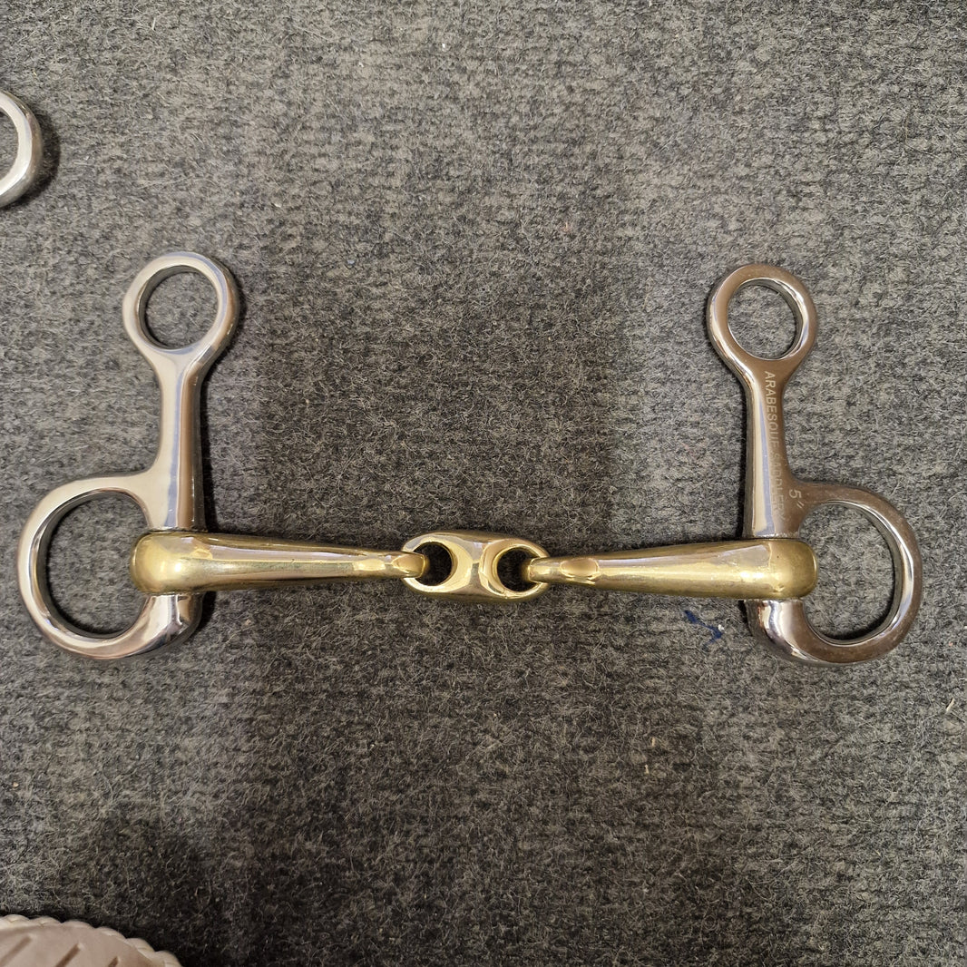 The Bit Doctor Horse Bit and Bridle Fitter